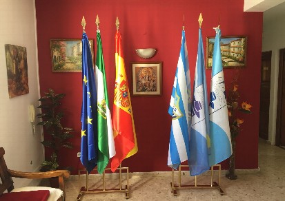 Gallery of pictures of flags, displays and flagpoles